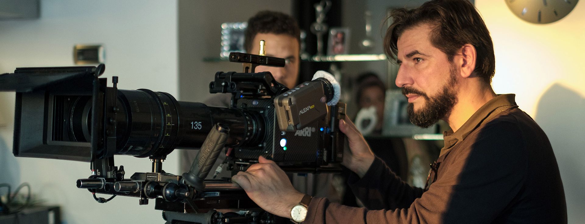 2019-cinematographer-ferran-paredes-rubio-with-arri-alexa-mini-camera ...