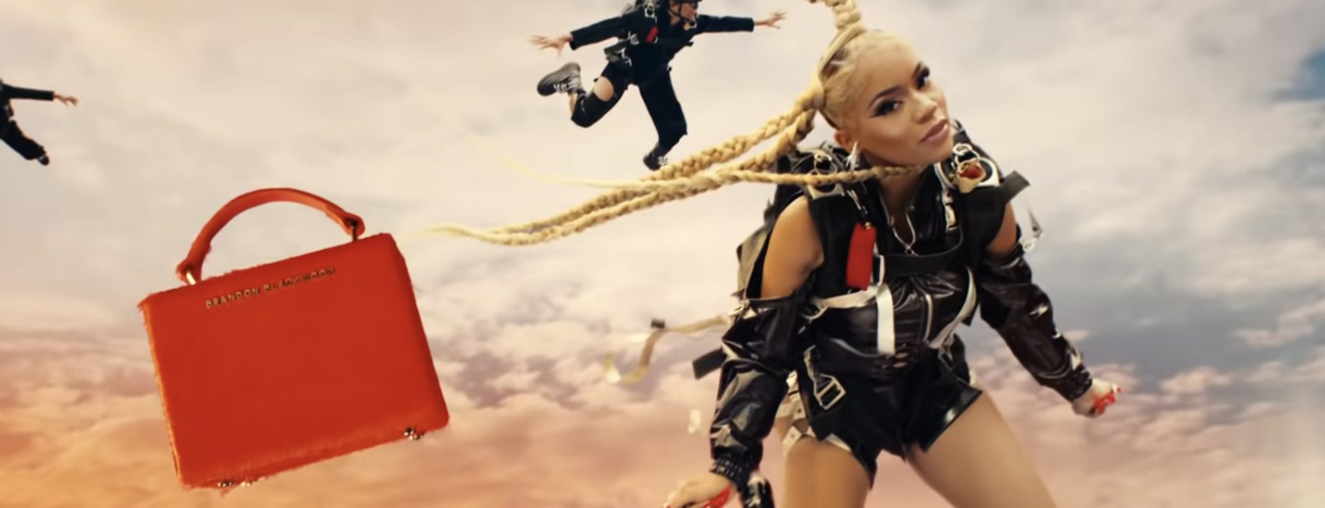 Saweetie "Fast Motion"